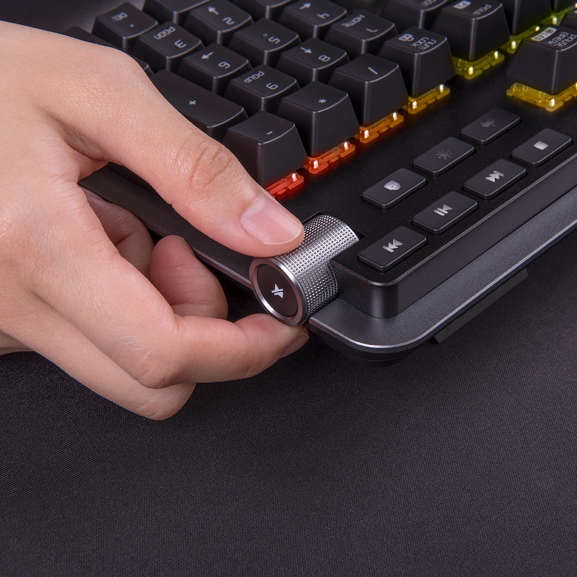 Thermaltake ARGENT K5 RGB Gaming Keyboard Cherry MX Speed Silver